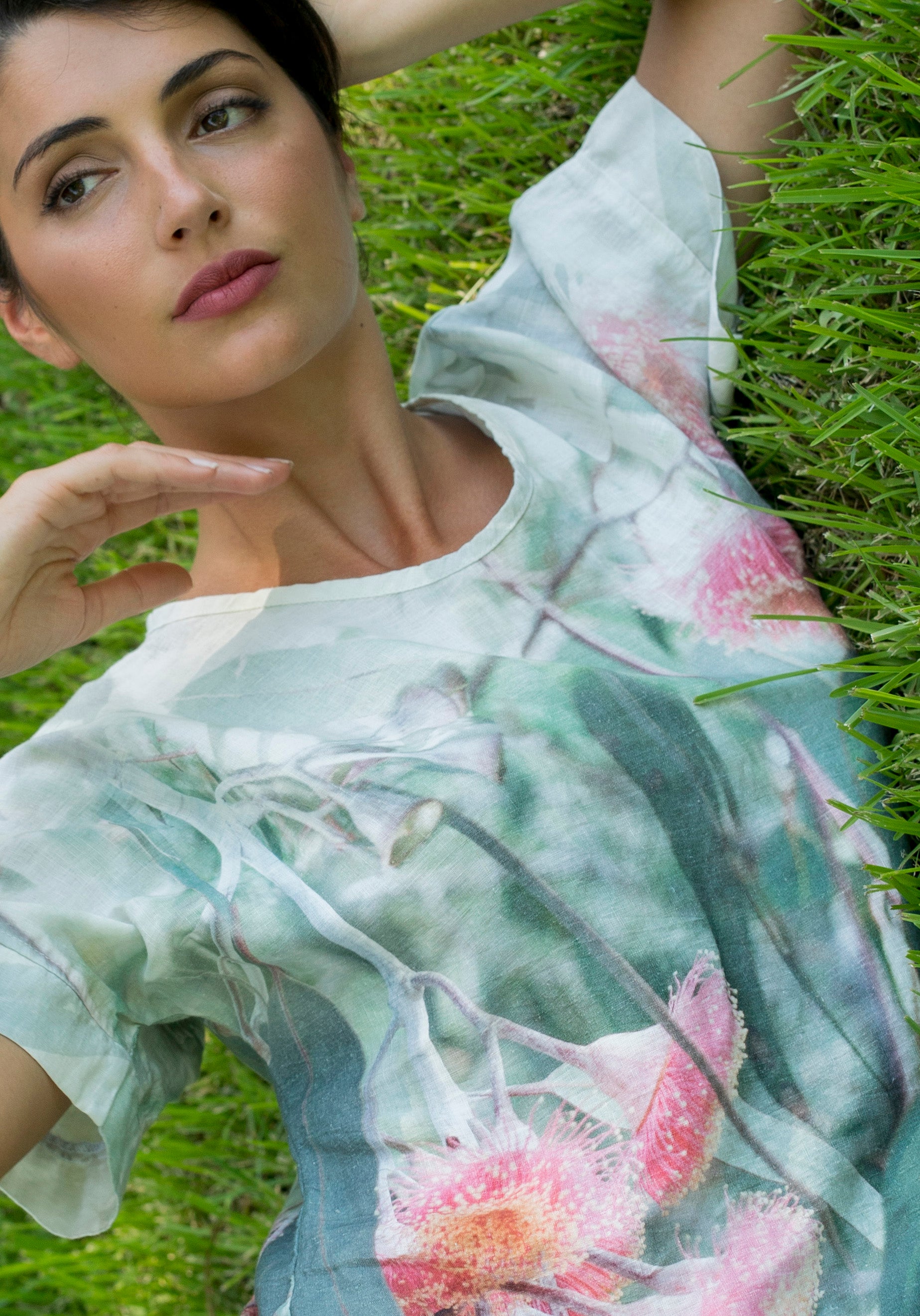 SILVER PRINCESS LINEN TSHIRT – Harriet Jane Designs