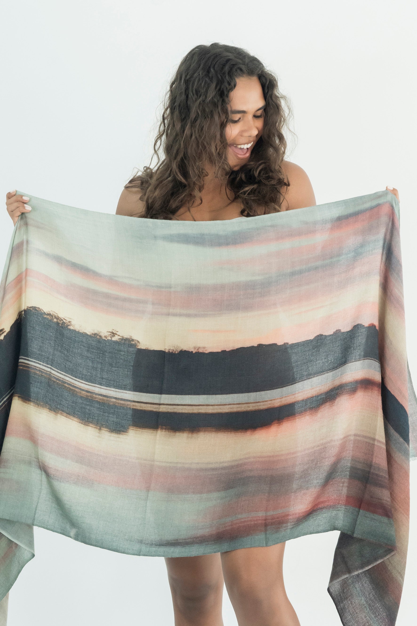 BLUSH SUNSET WOOL & SILK SCARF – Harriet Jane Designs